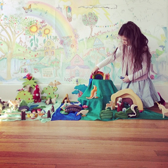 Summer Play and Nature Tables – Sarah's Silks