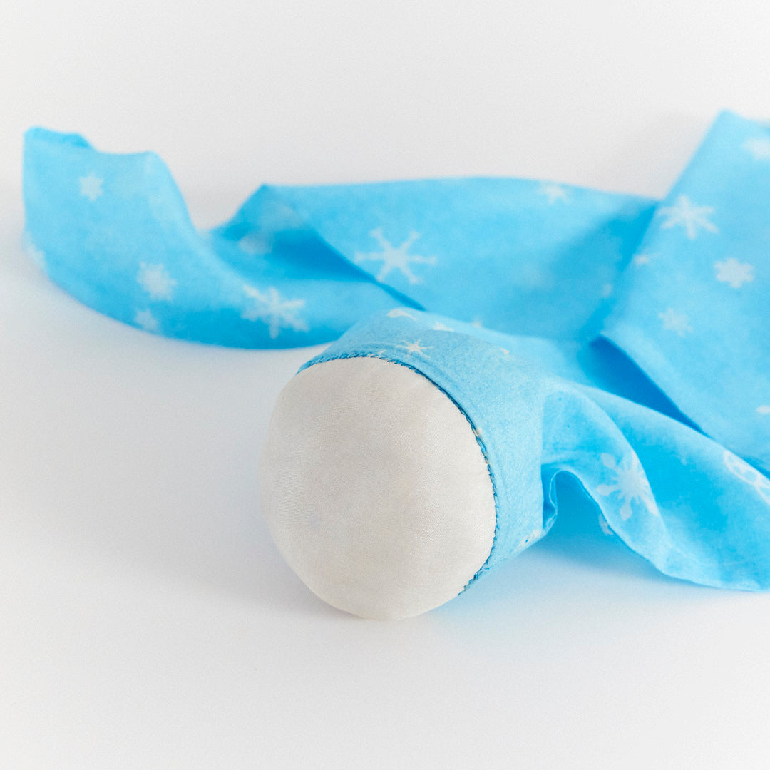 Skytail Snowball | Sarah's Silks